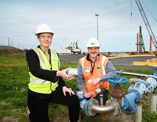 Barwon Water partners with GeelongPort to save water - Barwon Water